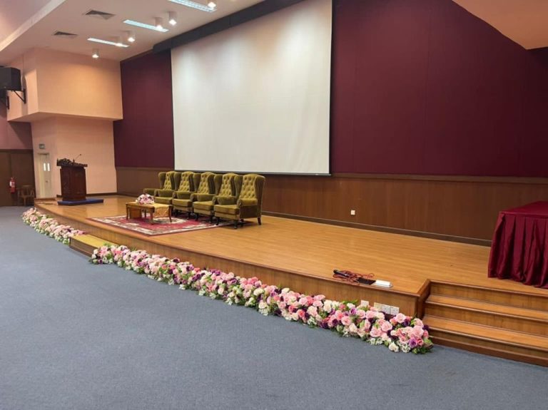 Mahyuddin Auditorium - FBESD